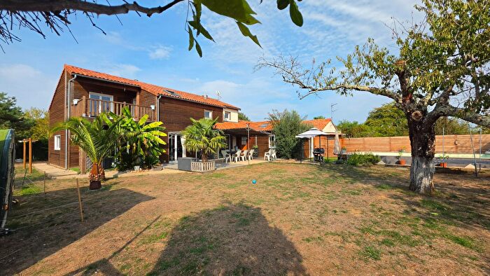 Bignoux : Maison 5 pièces à vendre
