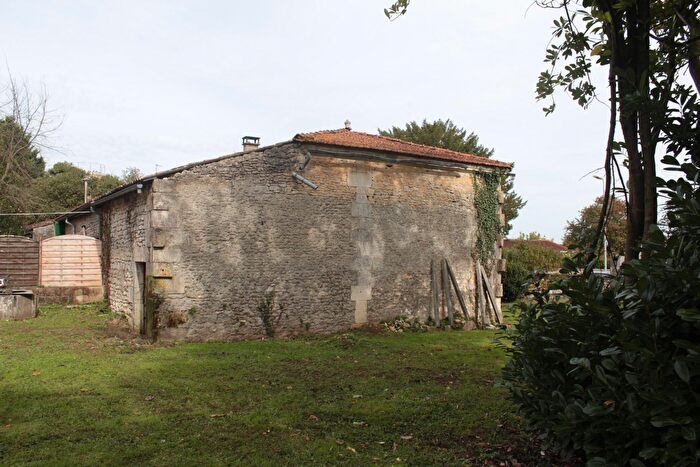 Maison 1 pièce à vendre - Saint-Genis-de-Saintonge