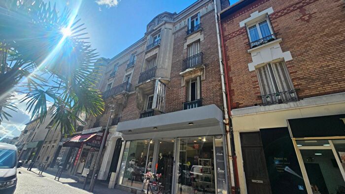 Villiers-sur-Marne, Centre-ville : Appartement 3 pièces à vendre
