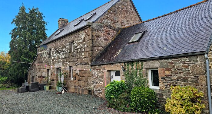 Maison 6 pièces à Kergrist-Moëlou, à vendre