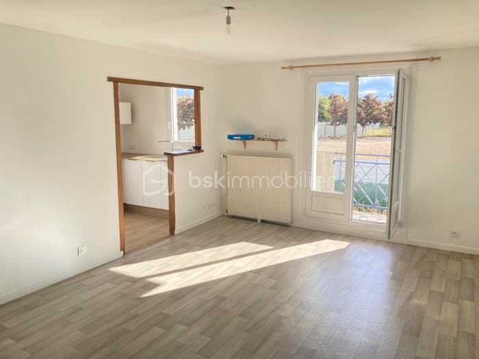 Appartement 2 pièces à Évry, Bois Sauvage, à vendre