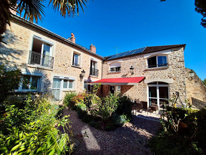 Maison à vendre - Recloses - 10 pièces - 6 chambres