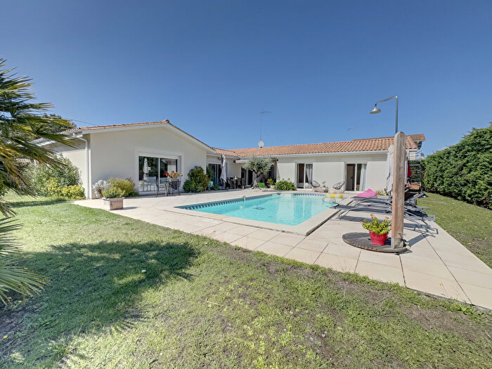 Maison à vendre - Gujan-Mestras, Mestras - 5 pièces - 4 chambres