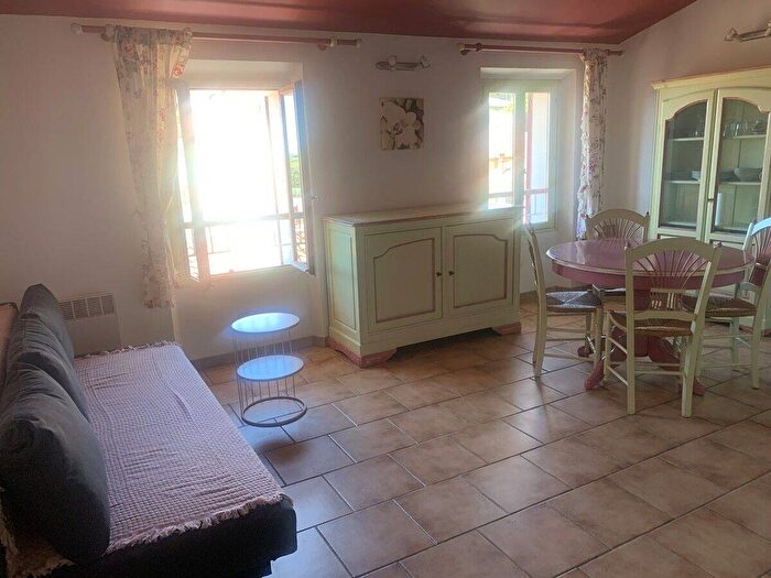 Appartement 1 pièce à louer à Pierrefeu-du-Var