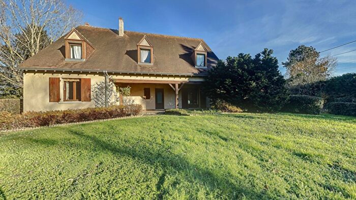 Maison à vendre - La Châtre - 8 pièces - 4 chambres