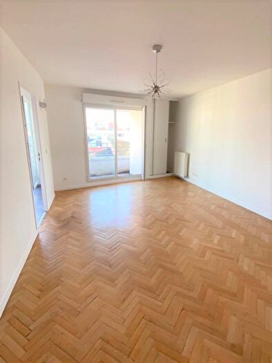 Appartement 3 pièces à Saint-Denis, République, Gare, à vendre