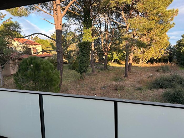 Appartement à vendre - Garons - 2 pièces - 1 chambre