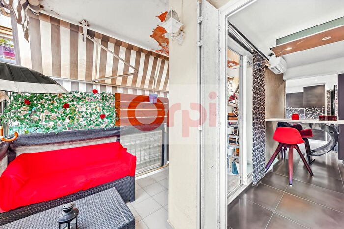 Appartement à vendre - Nice, Saint-Pierre de Feric - 3 pièces - 2 chambres