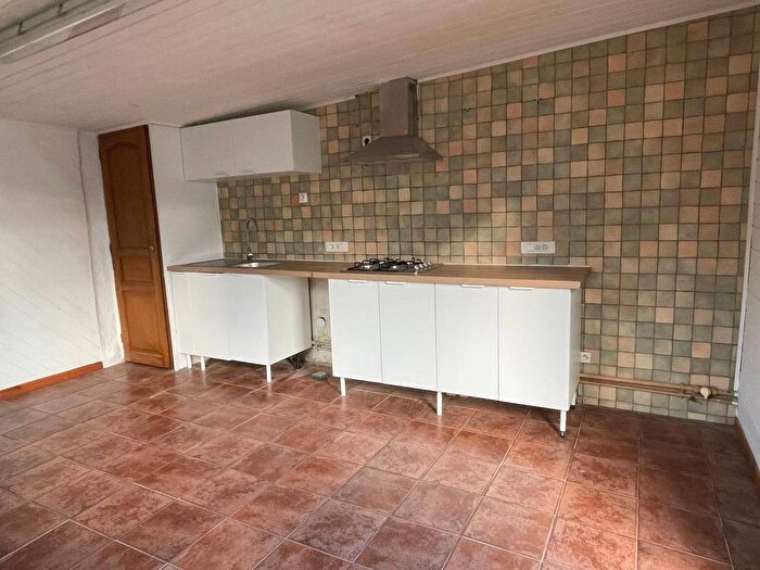 Bas Cenon-cours Victor Hugo-Gambetta : Maison 2 pièces à louer