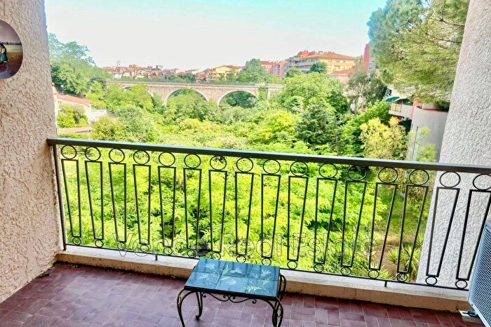Appartement 3 pièces à Vence, à louer