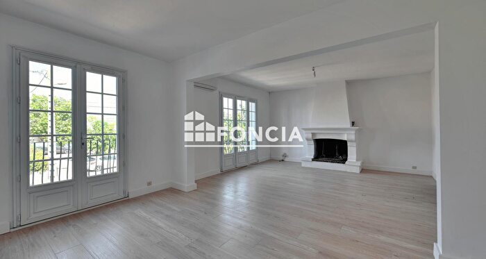 Maison 6 pièces à vendre à Arles, Pont de Crau, Moulès