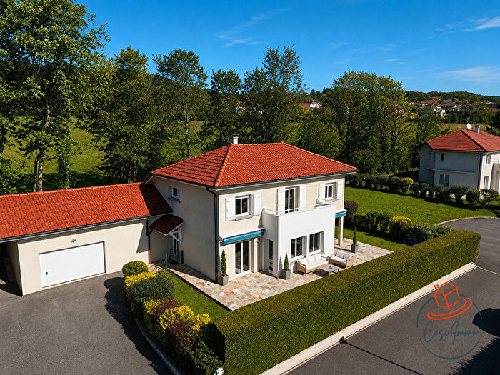 Cessy : Maison 6 pièces à louer