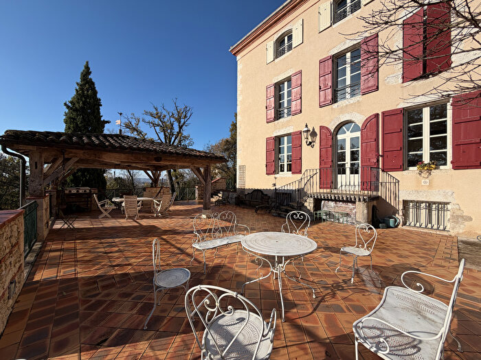 Maison à vendre - Colayrac-Saint-Cirq - 8 pièces - 5 chambres