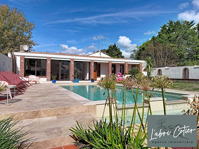 Olonne-sur-Mer, La Joséphine, Belle Noue, Les Benatières, Le Village du Bois - Maison 10 pièces à vendre