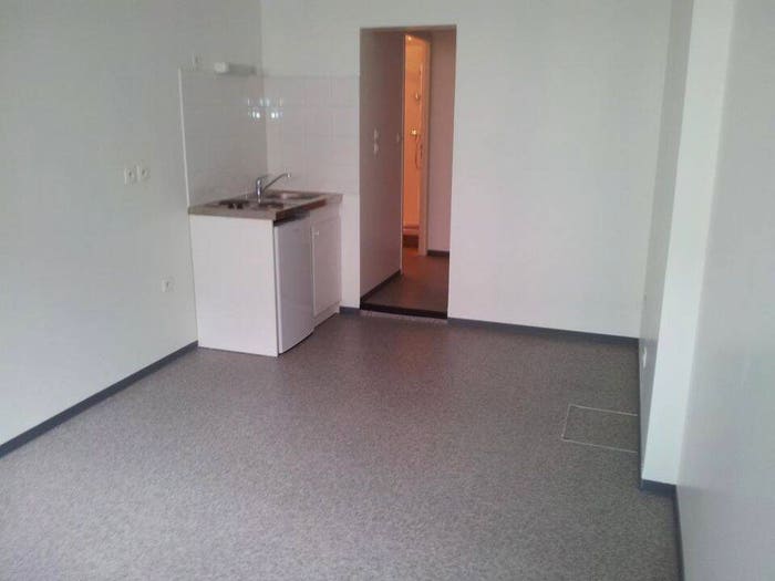 Centre Ville-Charles III, Nancy : Appartement 1 pièce à louer