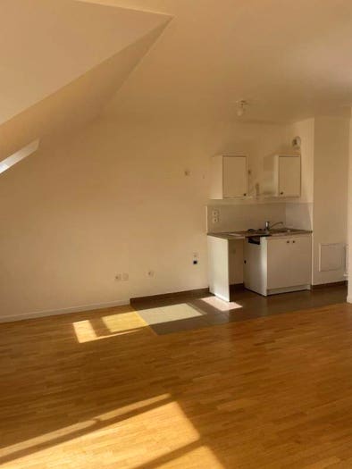 Saint Jean-Les Patis, Pontoise : Appartement 2 pièces à louer