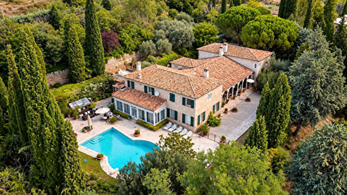 Maison 12 pièces à Seillans, à vendre