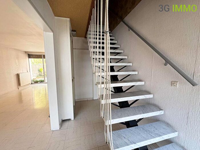 Maison à vendre - Maubeuge, Faubourg Saint-Quentin - 6 pièces - 5 chambres