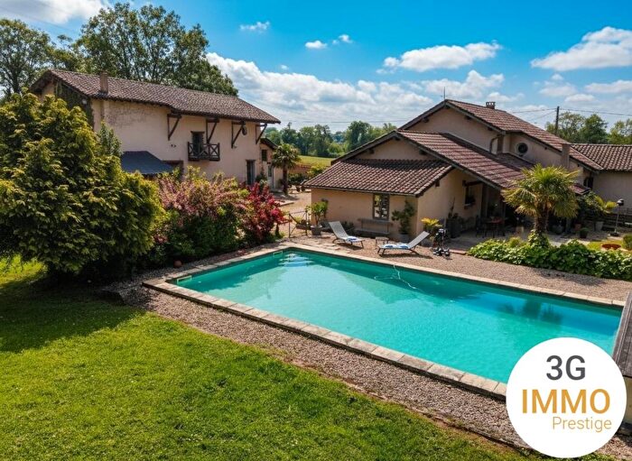 Maison à vendre - Saint-Trivier-sur-Moignans - 4 pièces - 3 chambres