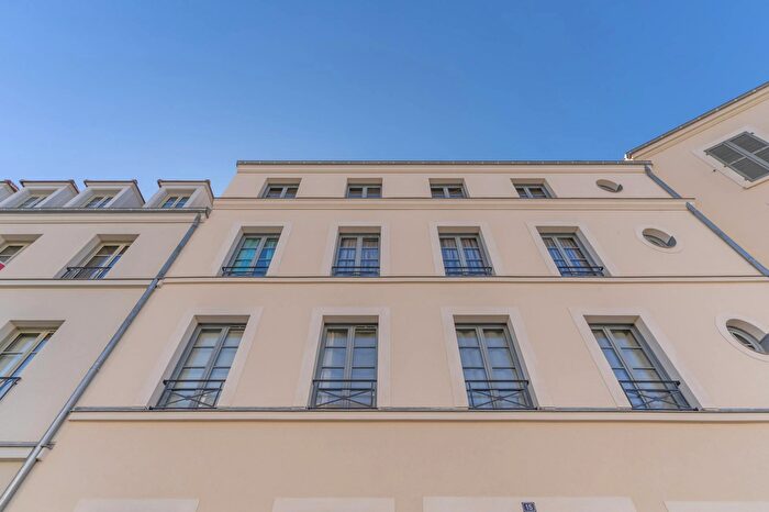 Appartement 2 pièces à Pontoise, Centre-ville, à vendre
