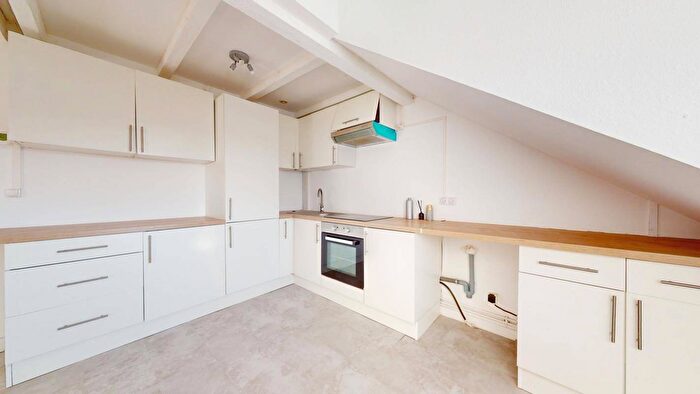 Appartement à louer - Nord Est, Hagondange - 3 pièces - 2 chambres