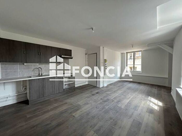 Appartement 4 pièces à louer à Centre, Sedan