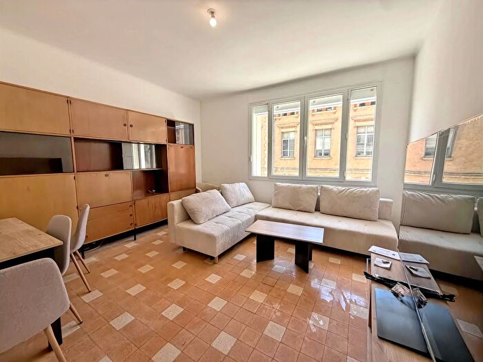 Appartement 3 pièces à Marseille 3ème, Saint-Lazare, à louer