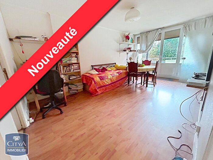 Appartement à vendre - Villejuif, Louis Aragon, Vaux de Rome - 3 pièces - 2 chambres