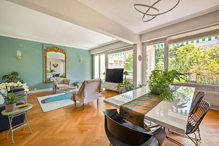 Appartement à vendre - Lyon e , Champvert, Point du Jour, Jeunet - 6 pièces - 4 chambres