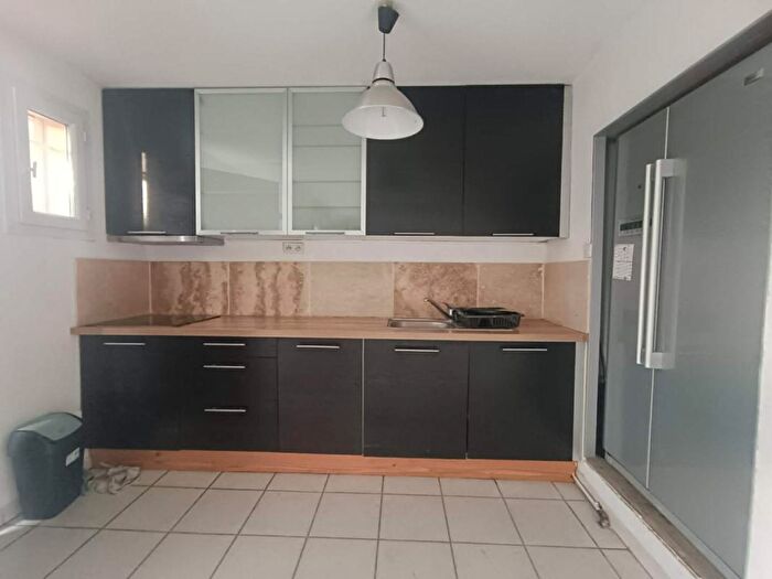 Eyguières : Maison 4 pièces à vendre