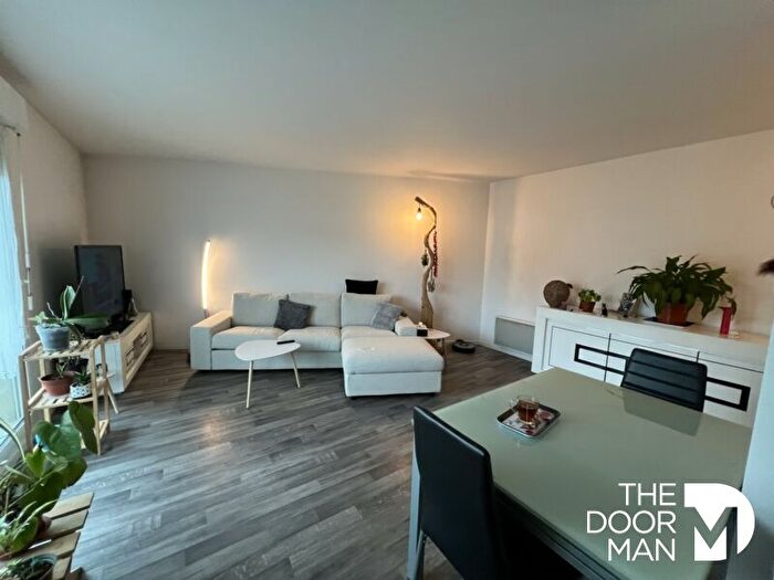 Appartement à vendre - Brétigny-sur-Orge, Cendrennes, Bois de Châtres - 3 pièces - 2 chambres