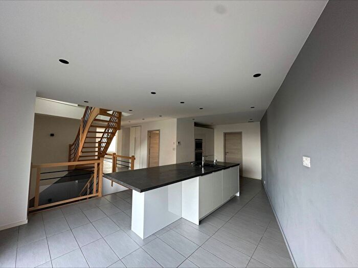 Appartement 6 pièces à louer - Essert