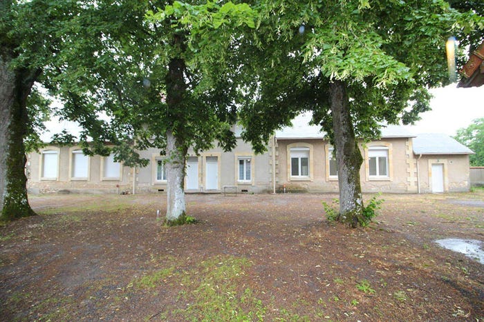 La Guerche-sur-l'Aubois - Appartement 4 pièces à louer
