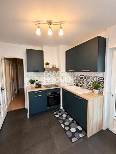 Appartement à vendre - Bourgoin-Jallieu, Champfleuri et sa ceinture verte - 4 pièces - 3 chambres