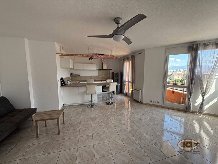 Appartement 5 pièces à louer à Annemasse