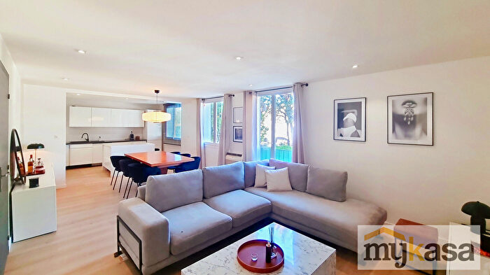 Appartement à vendre - Martigues, Ferrières, Hôtel de Ville, LIle - 4 pièces - 2 chambres