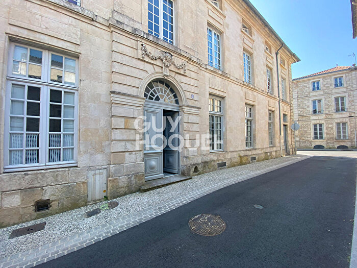 Appartement à louer - Fontenay-le-Comte, Le Porteau, Rabelais - 3 pièces - 2 chambres