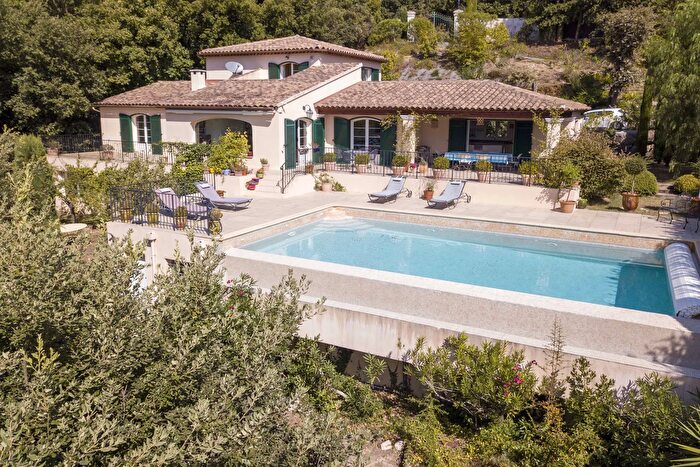 Maison à vendre - Grasse, Magagnosc, Saint-Mathieu - 6 pièces - 5 chambres