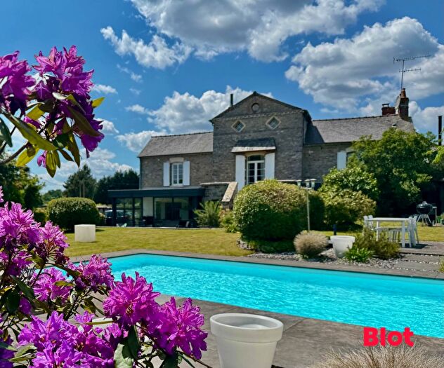 Maison à vendre - Guichen - 7 pièces - 4 chambres