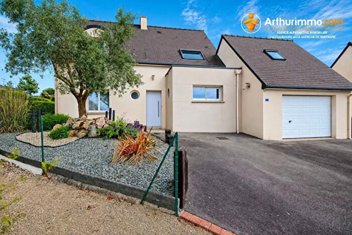 Maison 7 pièces à vendre à La Chapelle-Erbrée