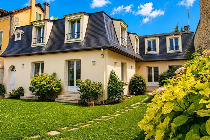 Maison 7 pièces à Vieux Croissy, Croissy-sur-Seine, à louer