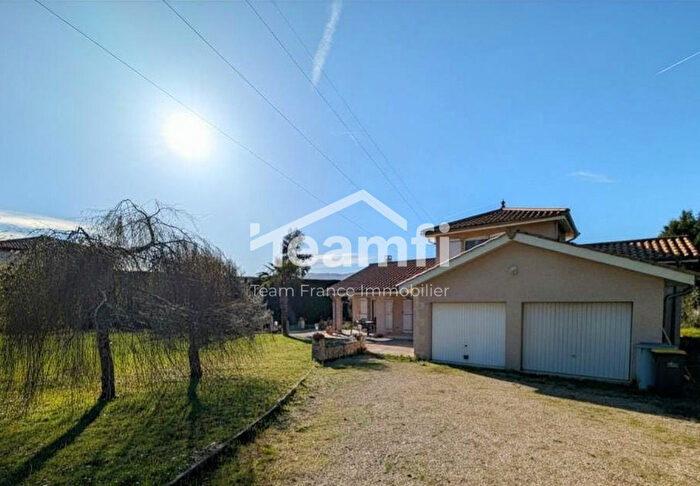 Maison 5 pièces à vendre à Clonas-sur-Varèze