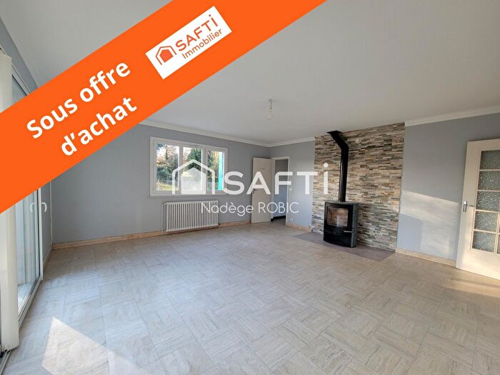 Maison à vendre - Seiches-sur-le-Loir - 7 pièces - 5 chambres