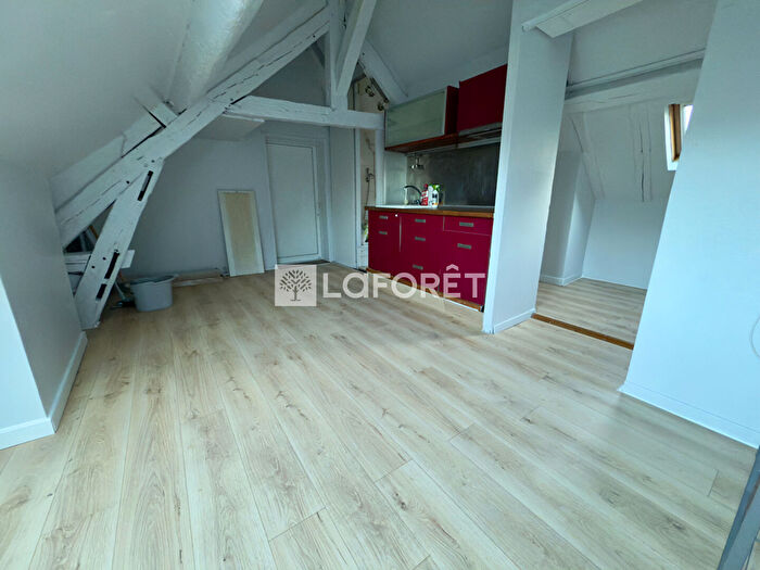 Appartement à vendre - Corbeil-Essonnes, Rive droite - 1 pièce