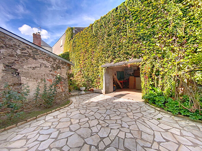 Maison à vendre - Montjean-sur-Loire - 6 pièces - 3 chambres