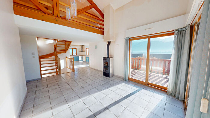 Maison à vendre - Lumbin - 4 pièces - 3 chambres