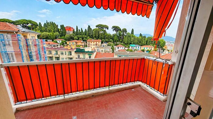 Appartement 4 pièces à Nice, Saint-Sylvestre, à vendre