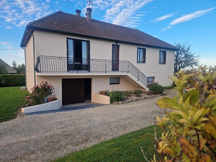 Maison à vendre - Bellenaves - 5 pièces - 4 chambres