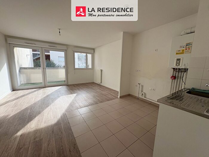 Appartement à vendre - Les Mureaux, Centre-ville - 3 pièces - 2 chambres