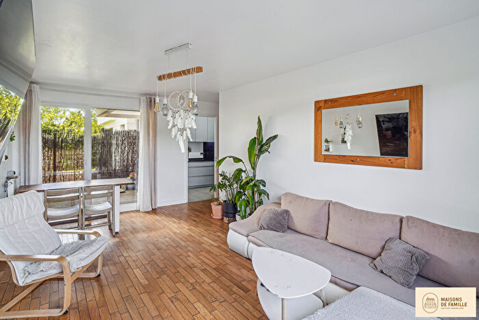Noisy-le-Roi : Appartement 4 pièces à vendre